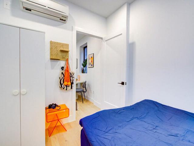 Spacious ROOM at The Central Park Manhattan House