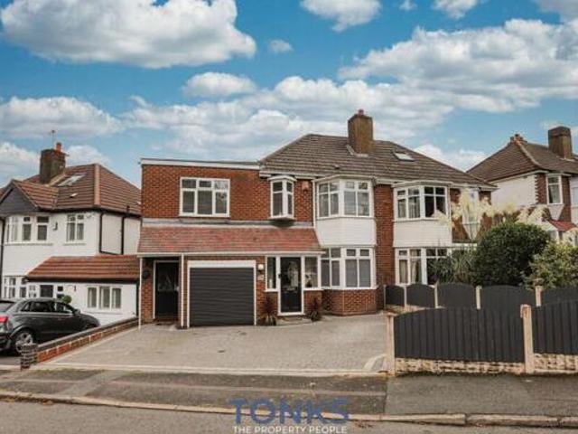 Extended Family Home Kingsway, Oldbury, 4 Bedroom Semi detached