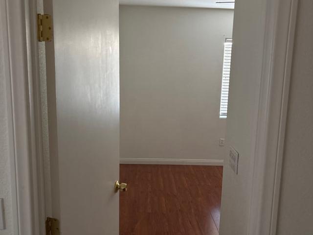 Extra Bedroom For Rent