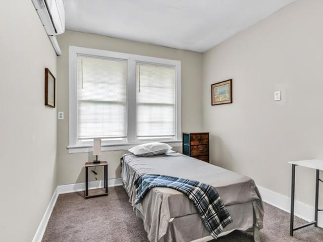Extra large 2 room suites Beautiful home Excellent location All utilities included