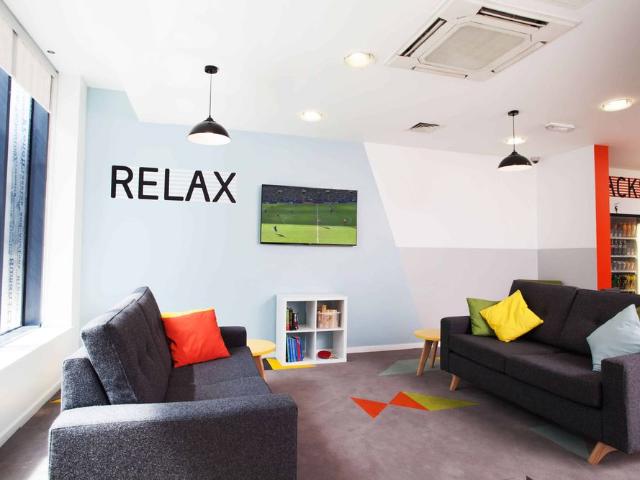 Extra Large High Double Ensuite: Three Bed Flat