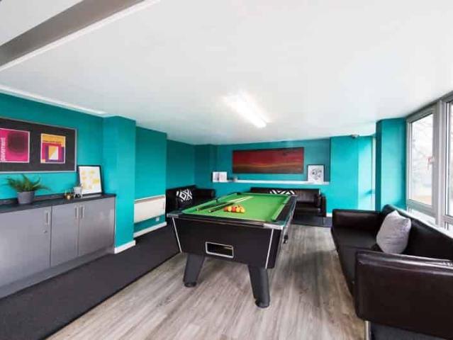 Extra Large High Double Ensuite
