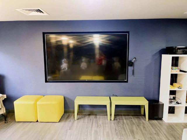 Extra Large Standard Double Studio