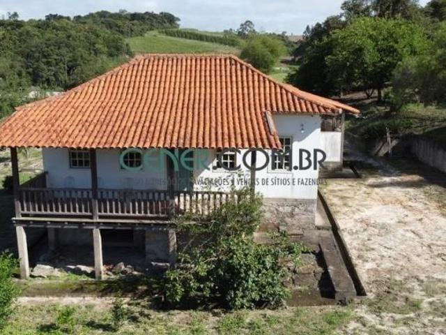 Extraordinária Fazenda de 80 ha com FáBRica de Cachaça e Ótima estrutura em Belo Vale MG
