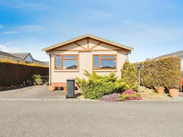 Eye Road, Brome, 2 Bedroom Park