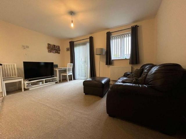 Eye Road, Peterborough PE1 2 bed apartment to rent £1,000 pcm £231 pw