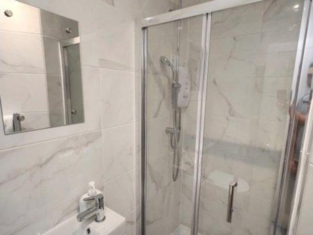 Eyhurst Close, London NW2, 1 bed terraced house to rent, £1,250 pcm | PrimeLocation