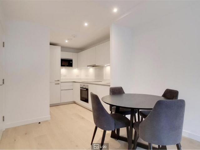 Eyre Court, London N1 1 bed apartment to rent £3,100 pcm £715 pw