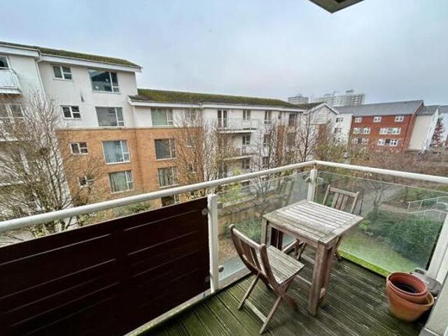 Ezel Court, Century Wharf, 1 Bedroom Apartment