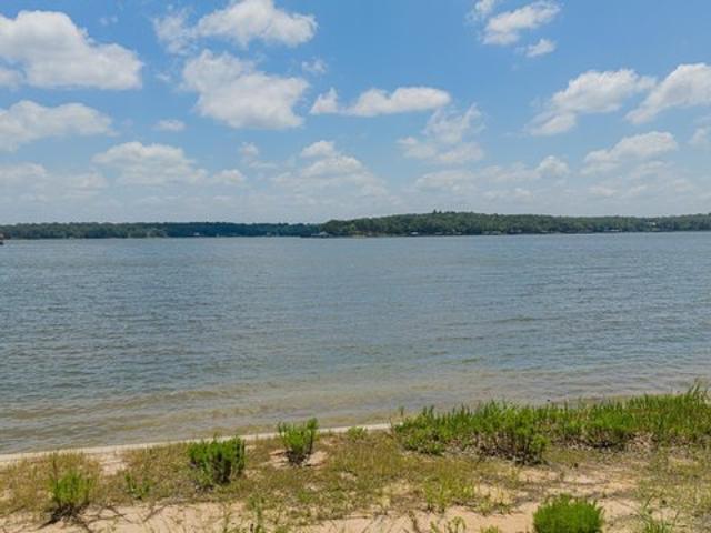 Ezell Way, Scroggins, TX 75480
