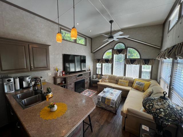 F4 Lot 32 Pathfinder Village
