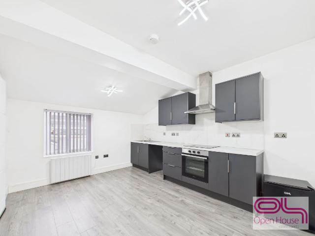 F5, 2 Hammonds Row PR1, 1 bed flat to rent, £650 pcm | PrimeLocation