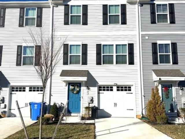 F Floyd Ave, Edgewater Park, Home For Sale