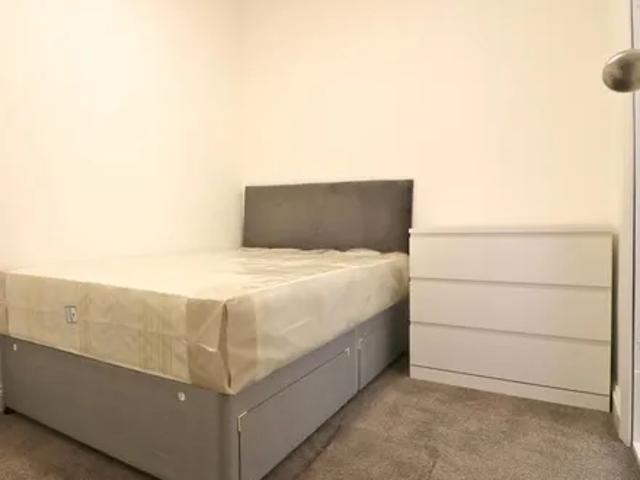 F. H. Douglass, St Mary's Square, London, W5 4QX, United Kingdom | Room for rent #127834000 | Rentberry