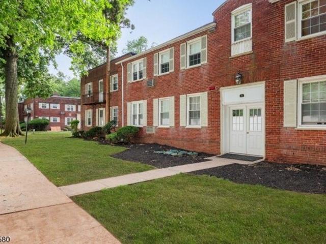 F Parkway Vlg Apt F, Cranford, Condo For Sale