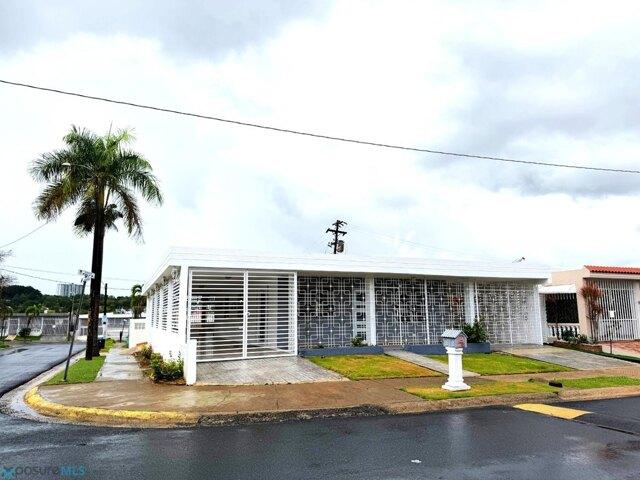 F Urbanizacion Royal Gdns, Bayamon, Home For Sale
