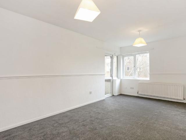 Fambridge Close, London SE26, 2 bed flat to rent, £1,600 pcm | PrimeLocation