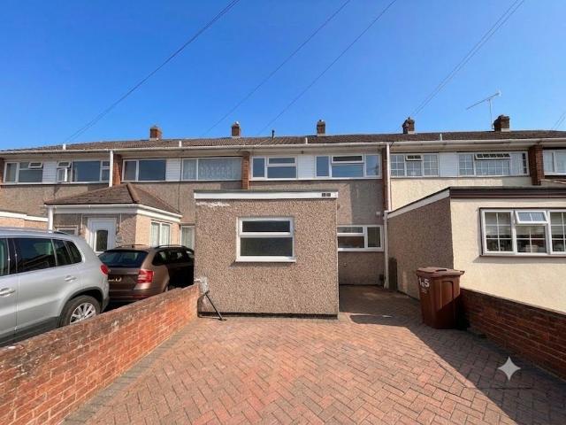 Fambridge Road, Dagenham RM8, 3 bed terraced house to rent, £2,299 pcm | PrimeLocation