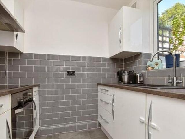 Famet Gardens, Kenley, 3 Bedroom Terraced