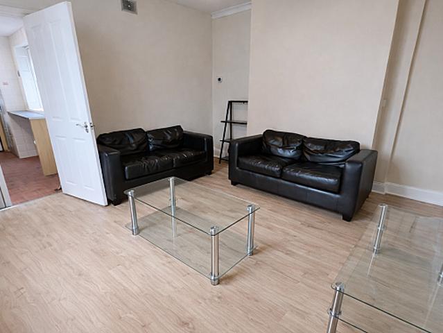Fantastic 3 Bedroom Student Property