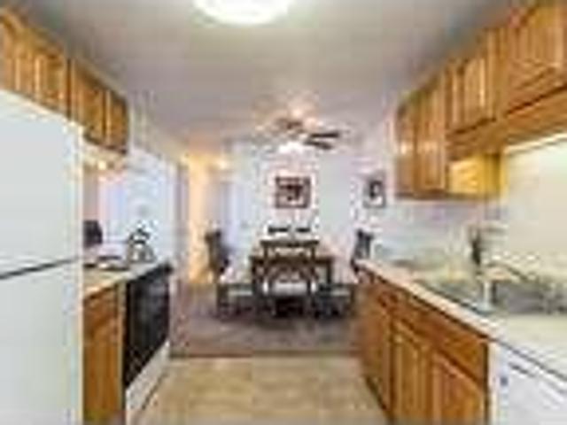 Fantastic 2BD 2BA $1405 Per Month