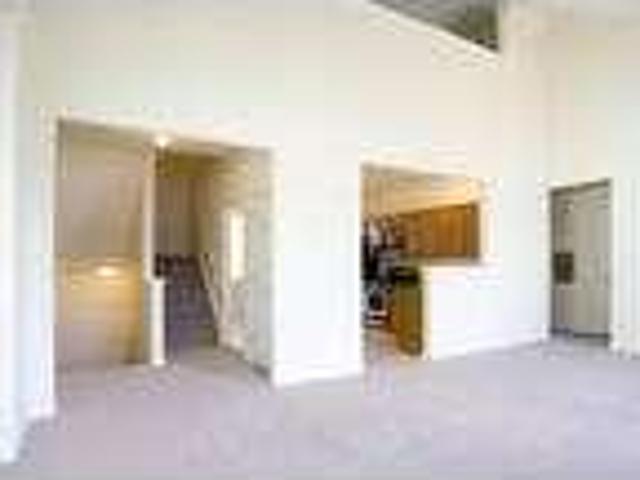 Fantastic 2BD 2BA For Rent