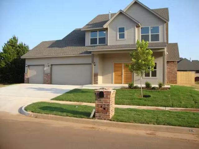 Fantastic 4 Bedroom with Office in Surrey Hills 11224 NW 103r.