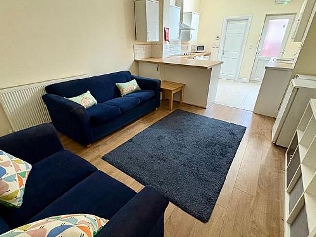 Fantastic 5 bedroom property
