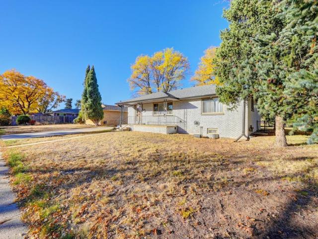 Fantastic Cozy Private Unit Next To Shopping And