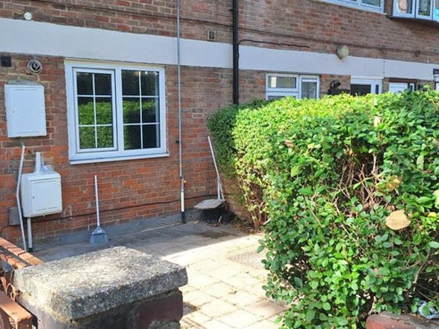 Fantastic Garden Maisonette Flat