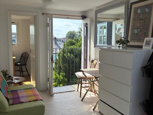 Fantastic flatlet Grt views & location Parking