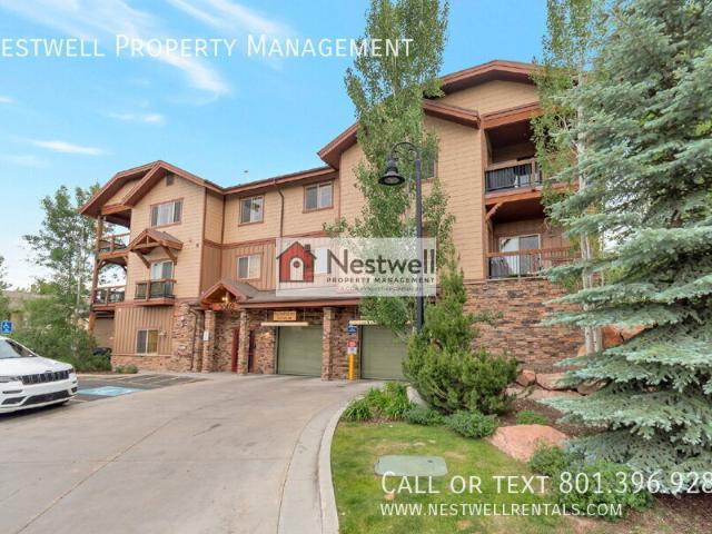 Fantastic Furnished 3 bed Apartment in Park City!