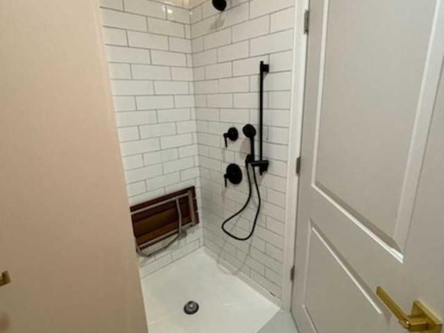 Fantastic location in Downtown New Haven! Studio, 1 bed and 4 Bedroom Studio Apartment for Rent at 37 Center St, New Haven, CT 06510 Downtown New Haven