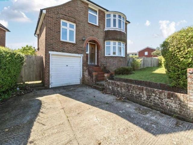 Fantastic Large Detached HouseBrill Location