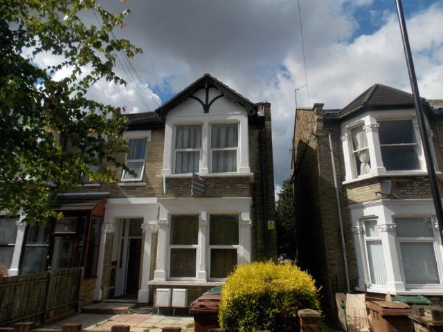 Fantastic Studio flat, Bushwood, Leytonstone E11