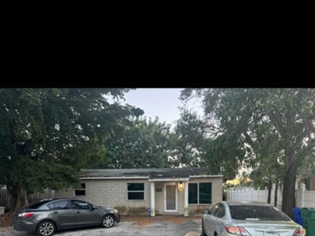 Fantastic room for rent in central Fort Lauderdale
