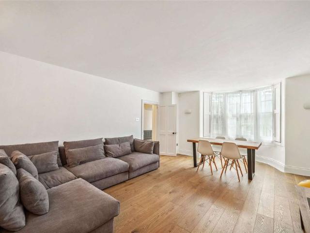 Fantastic two bed flat on Gloucester Terrace