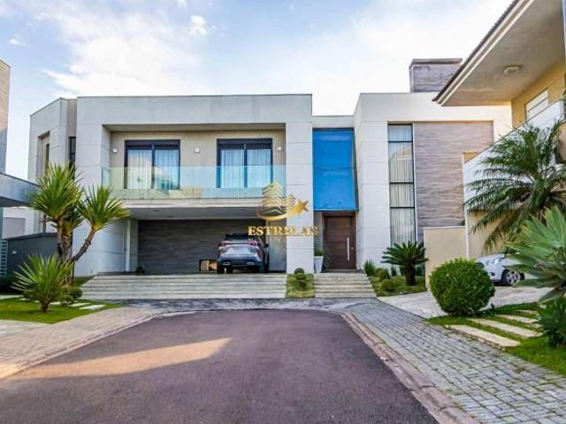 Fantástica Casa de Luxo com 3 Suítes e 386m² no Uberaba, Curitiba PR! Venha Conferir!