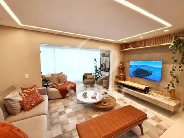 FANTÁSTICO APARTAMENTO REFORMADO NO MELHOR DE MOEMA