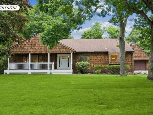 Fanning Ave, Hampton Bays, Home For Sale