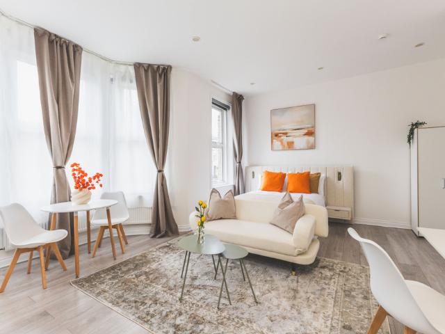 Fabulous Studio Flat Kilburn Central Location 05