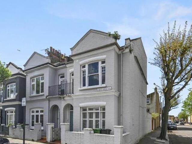 Fabian Road, London, 4 Bedroom End