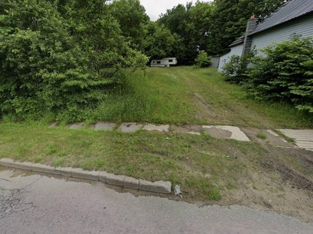Factory St, Malone, NY 12953