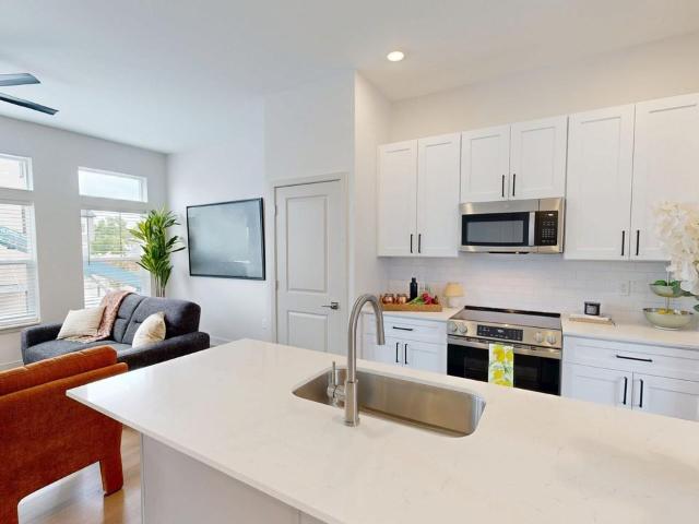 Factory 52 Townhomes 3 Bedroom Apartment for Rent at 4510 Beech St, Norwood, OH 45212 Norwood