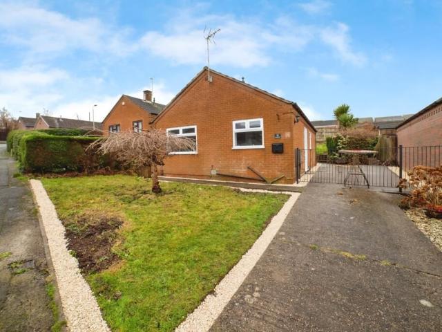 Fackley Way, Sutton In Ashfield NG17, 2 bed detached bungalow to rent, £895 pcm | PrimeLocation