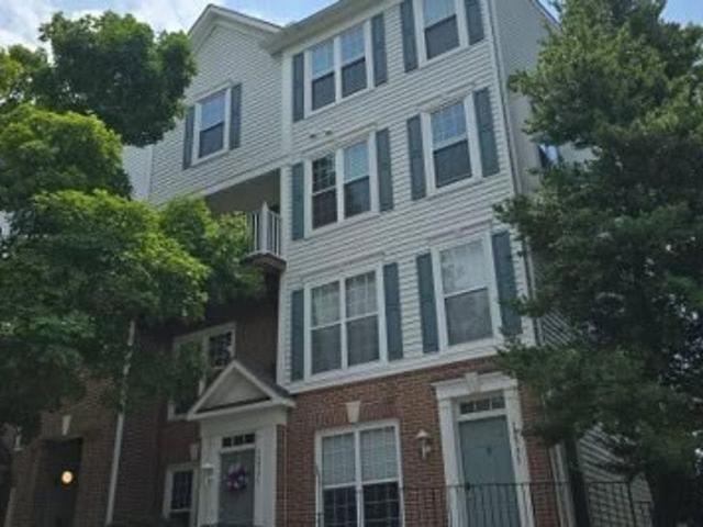 Fair Crest Ct Apt 301