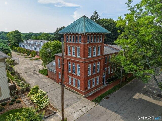 Fair St Apt,guilford, Home For Sale