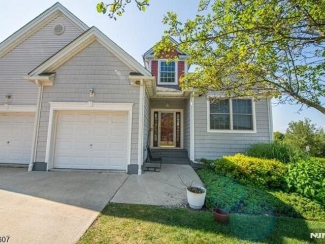 Fairchild Ln Unit,wantage, Home For Sale