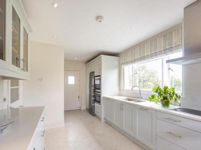 Fairacres, Roehampton Lane, 4 Bedroom Flat