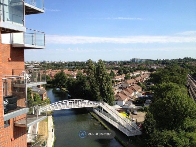 Fairbanks Court, Wembley HA0, 2 bed flat to rent, £2,075 pcm | PrimeLocation